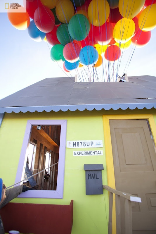 Floating House From Pixar Movie ‘Up’ Recreated in Real Life | Amusing ...
